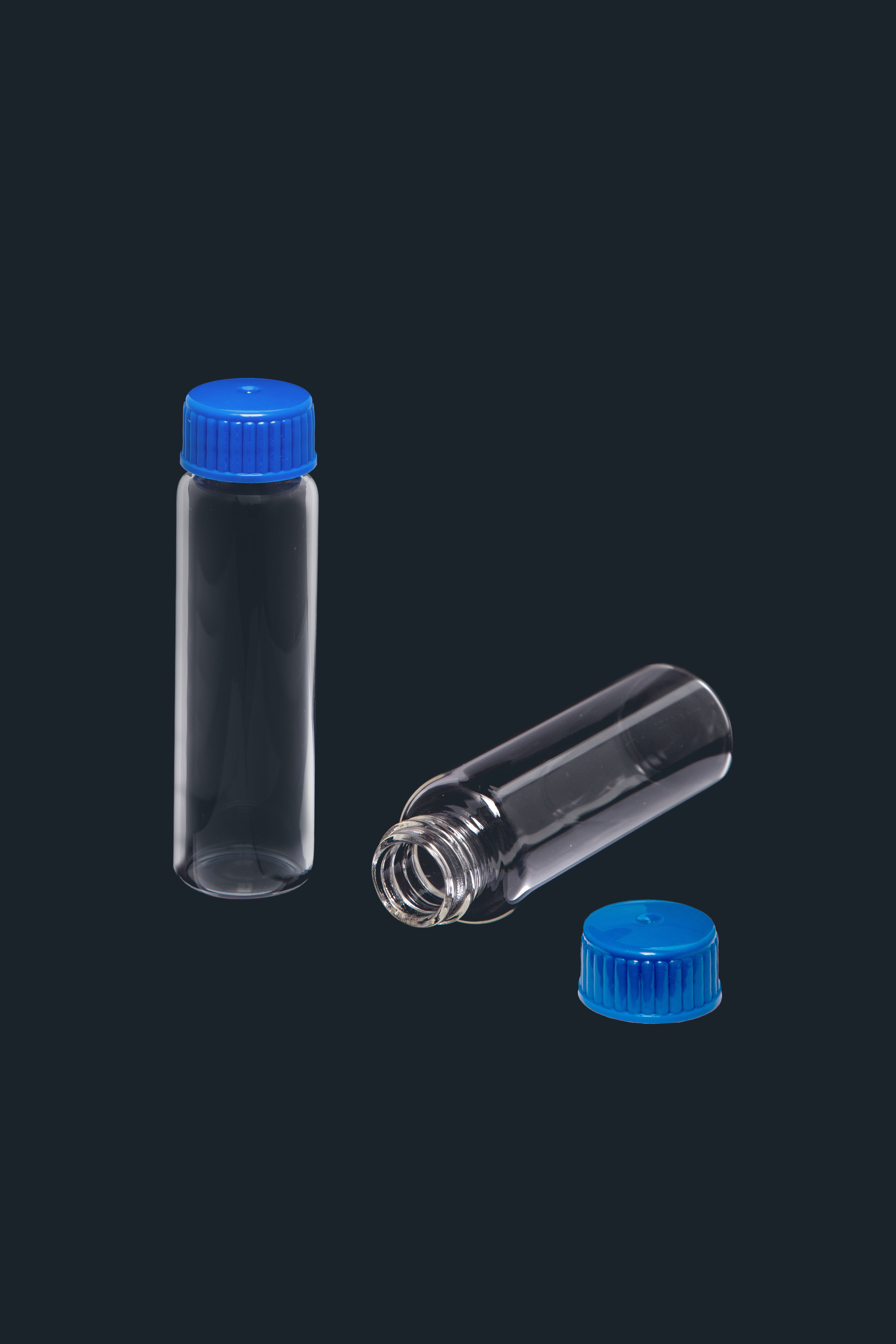 Vial 36 ml. GL18 thread, 26ø x 110h mm, with screw cap, borosilicate 5. ...